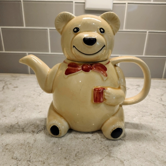 Kitchen | Vintage Classic Teddy Bear Ceramic Teapot Made In England ...